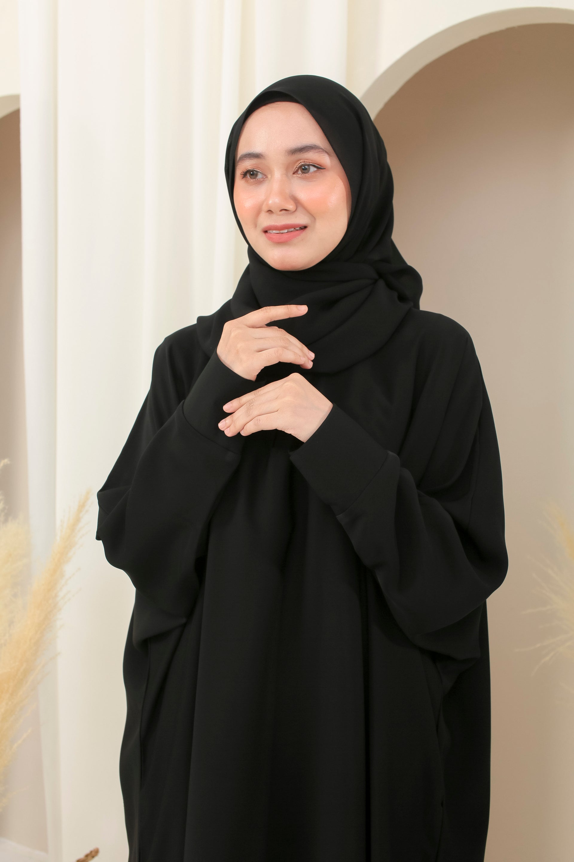 Products – Sharqiaa Abaya